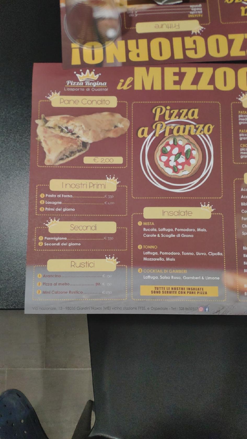 Menu at Pizza Regina restaurant, Naxos