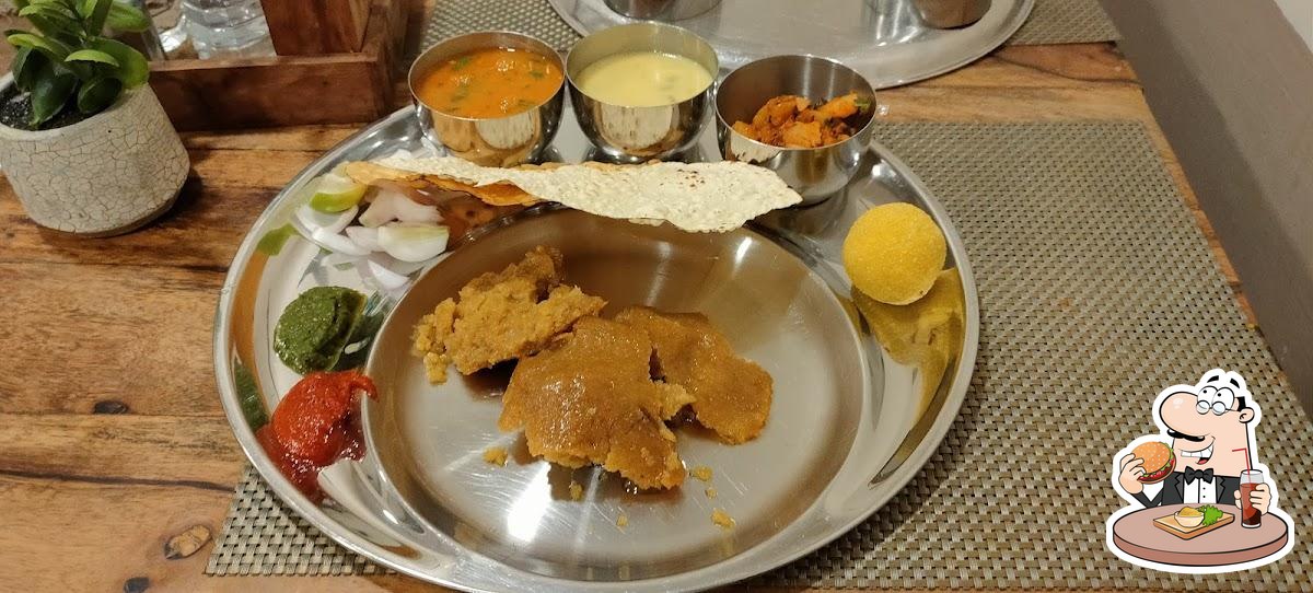 Rajhans Dal Bafle, Indore, 52 - Restaurant reviews