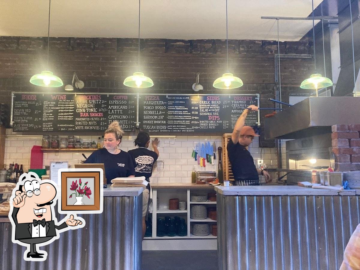 Portal Pizza @ Magdalen Road, Exeter - Restaurant menu, prices and reviews