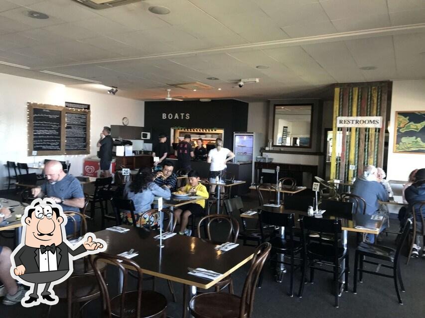 The Metung Hotel, 64 Kurnai Ave in Metung - Restaurant reviews