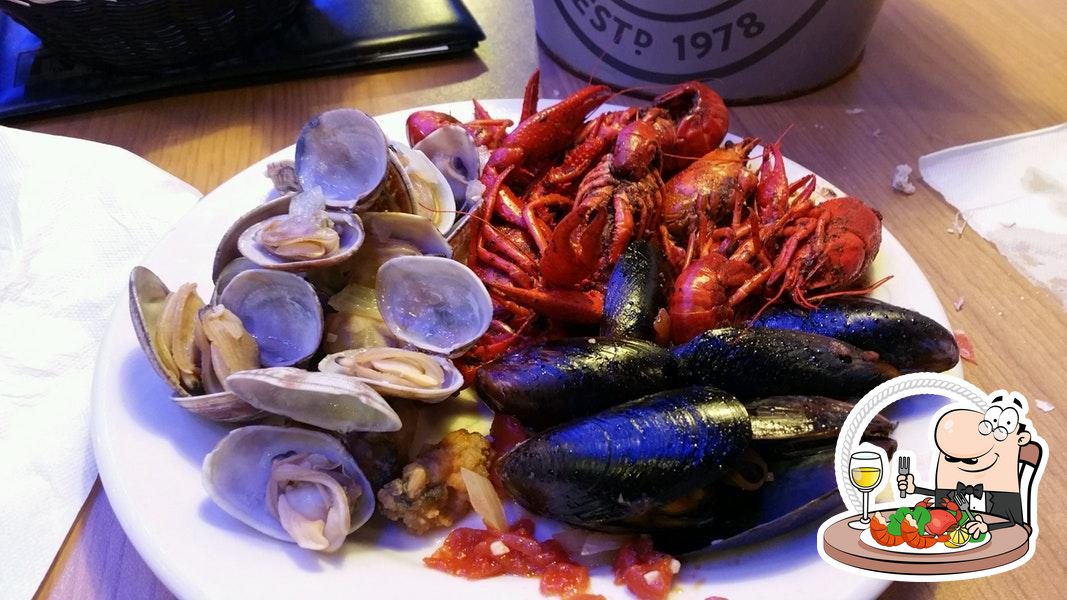 Captain Jim's Seafood Buffet in Pigeon Forge - Restaurant menu and reviews