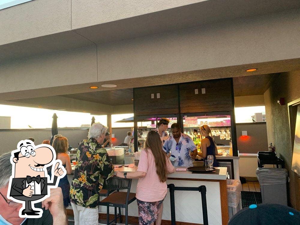 Pier 6 Rooftop in Pompano Beach - Restaurant menu and reviews