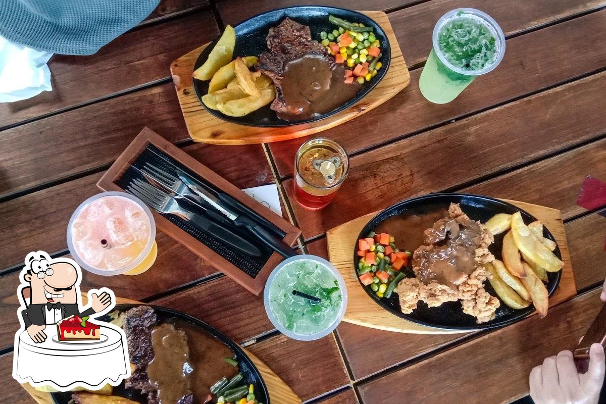Café Pojok Tilu Tilu, Bandung - Carta del restaurante y opiniones