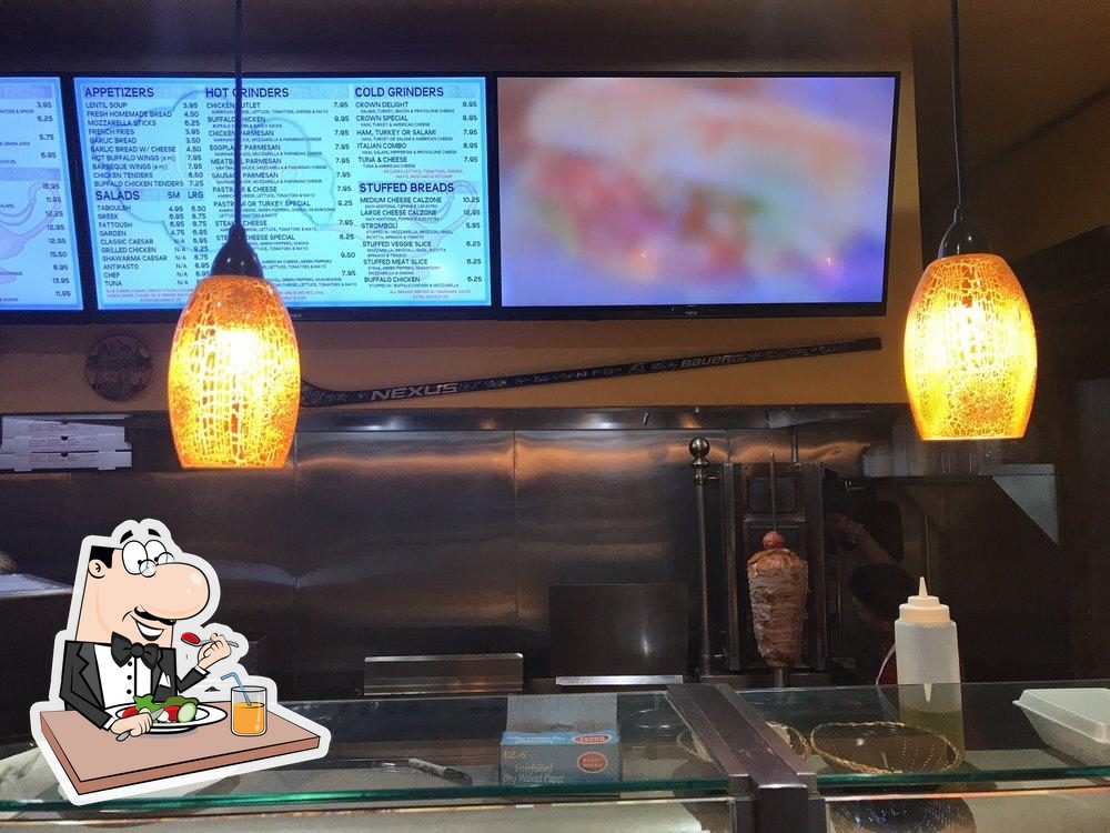 Aladdin Crown Pizza in New Haven - Restaurant menu and reviews