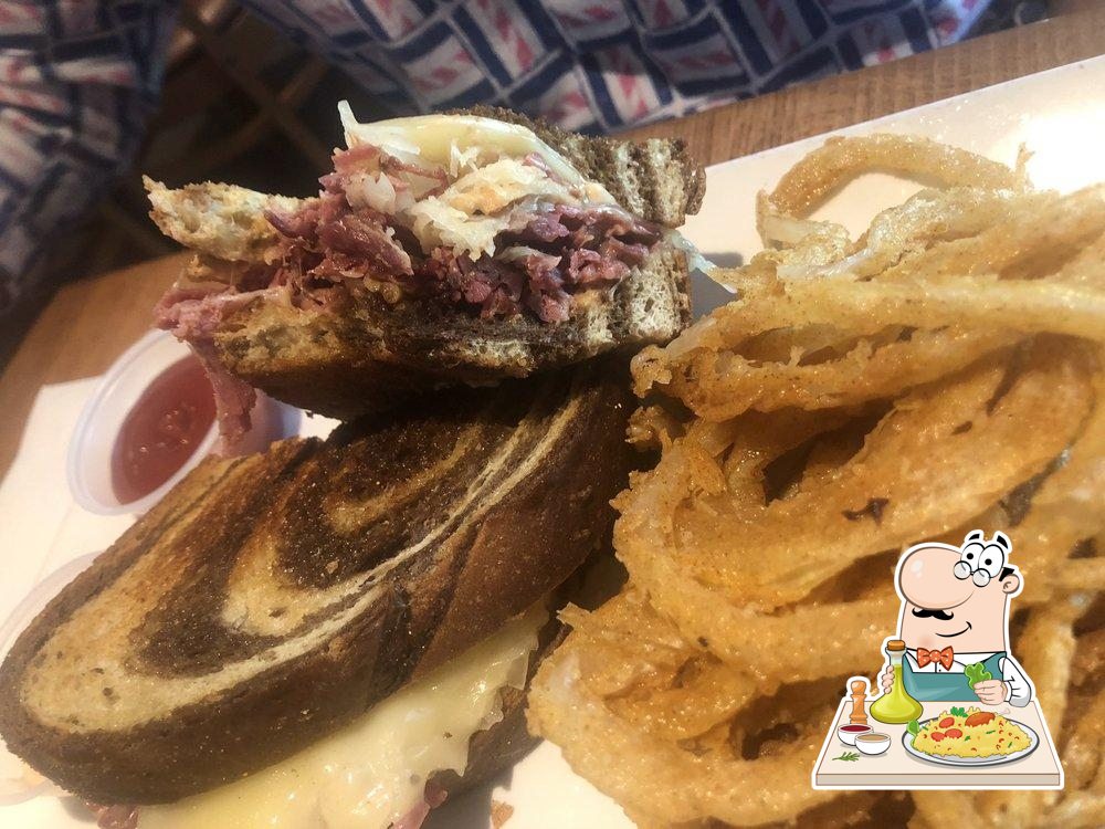 Noon Hill Grill in Medfield - Restaurant menu and reviews