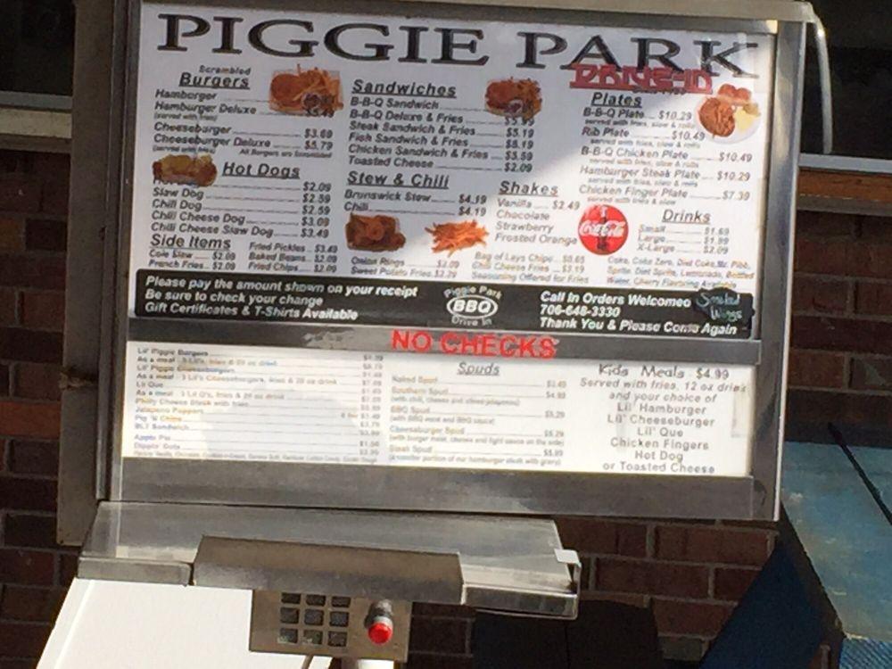 Menu at Piggie Park fast food, Thomaston, US-19