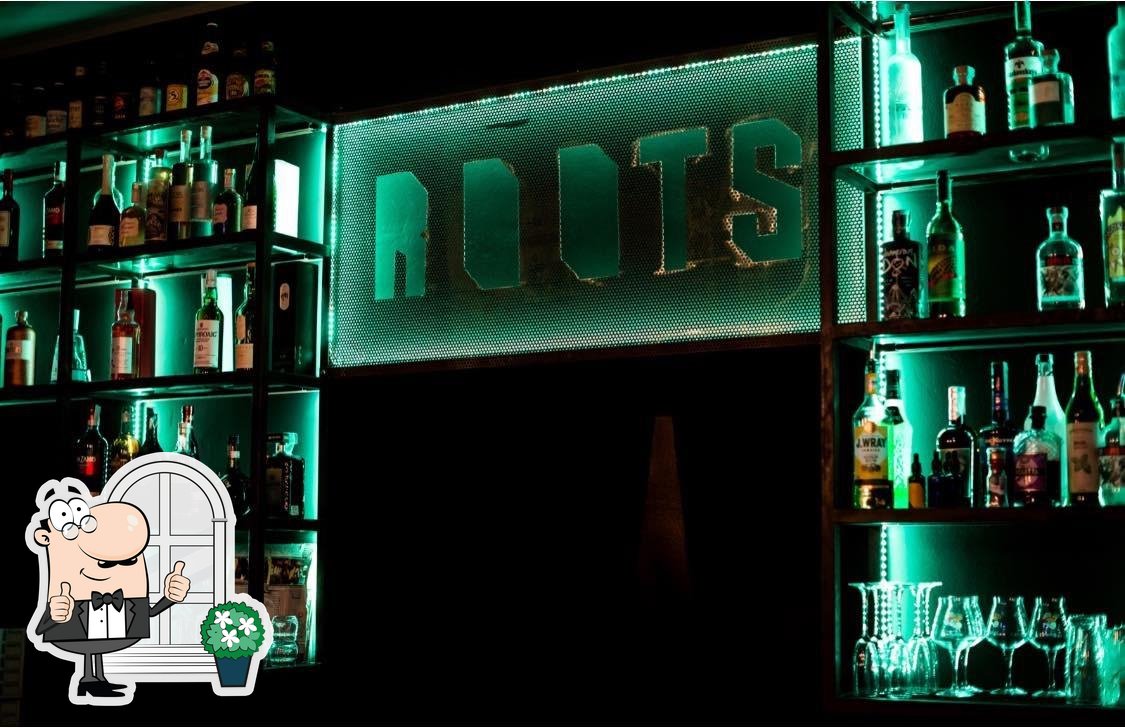 Roots pub & bar, Cellino San Marco - Restaurant reviews