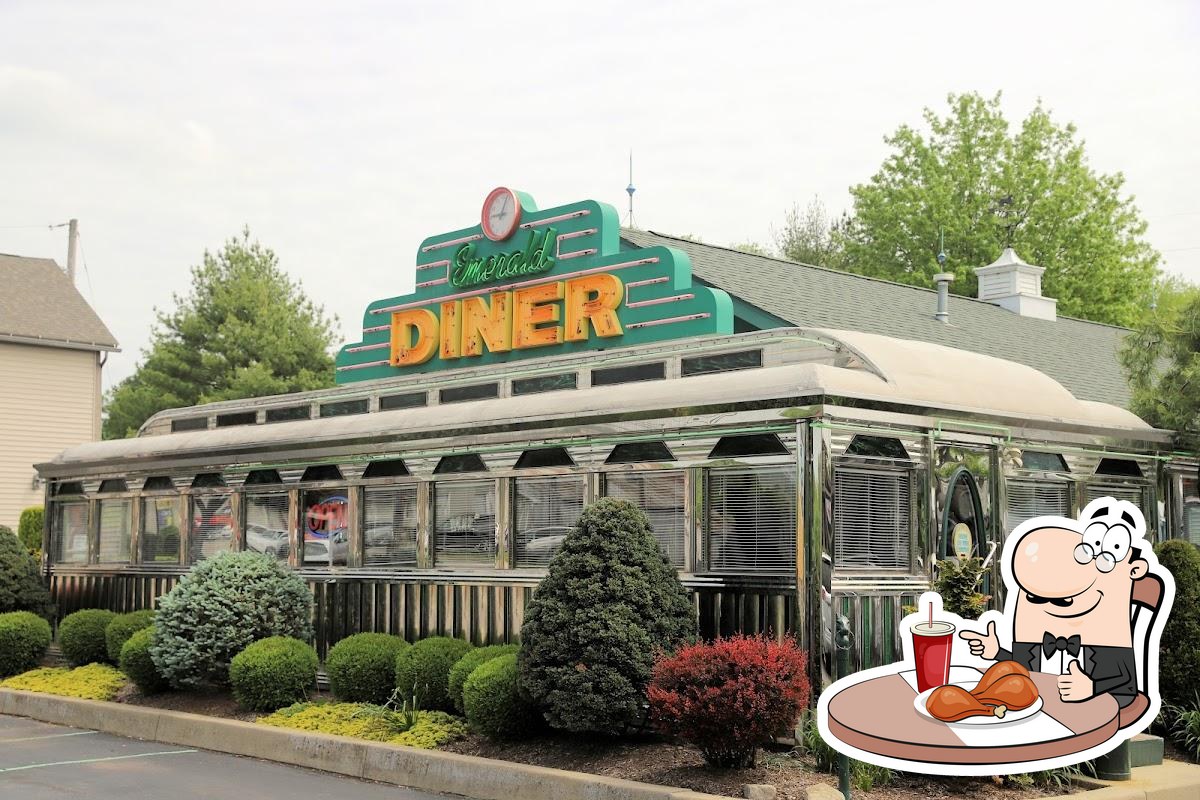 Rhonda's Emerald Diner, 825 N Main St in Hubbard - Restaurant reviews