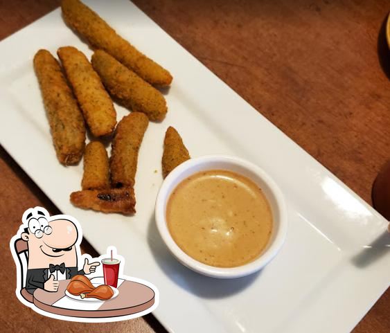 Audrey's Kitchen & Wyatt's Lounge in Leduc - Restaurant menu and reviews