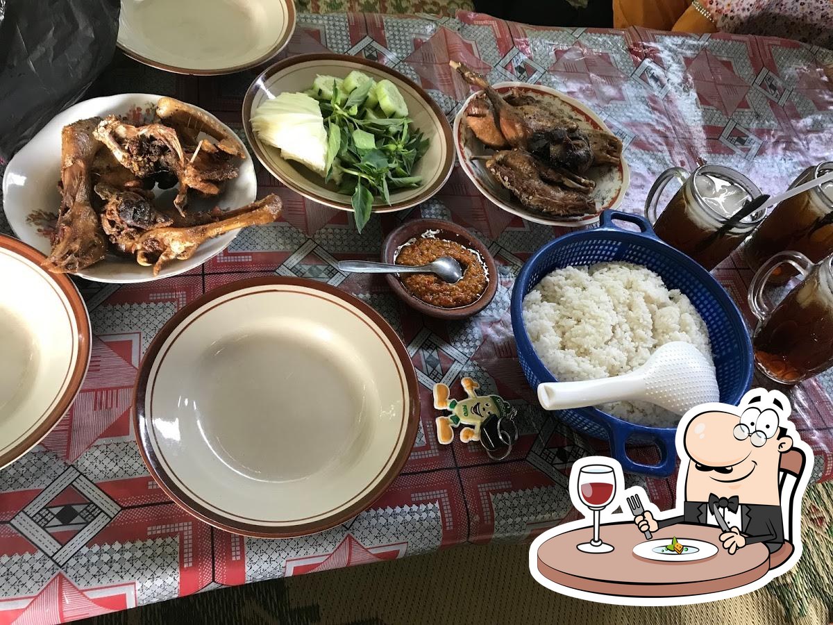 Restaurante Bebek Goreng & Ayam Goreng Surabaya Pak Sugeng, Surakarta ...