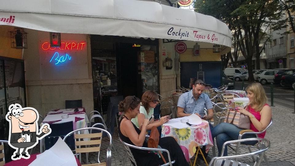 Cockpit Bar, Lisbon, Av. Sacadura Cabral 18 - Restaurant reviews