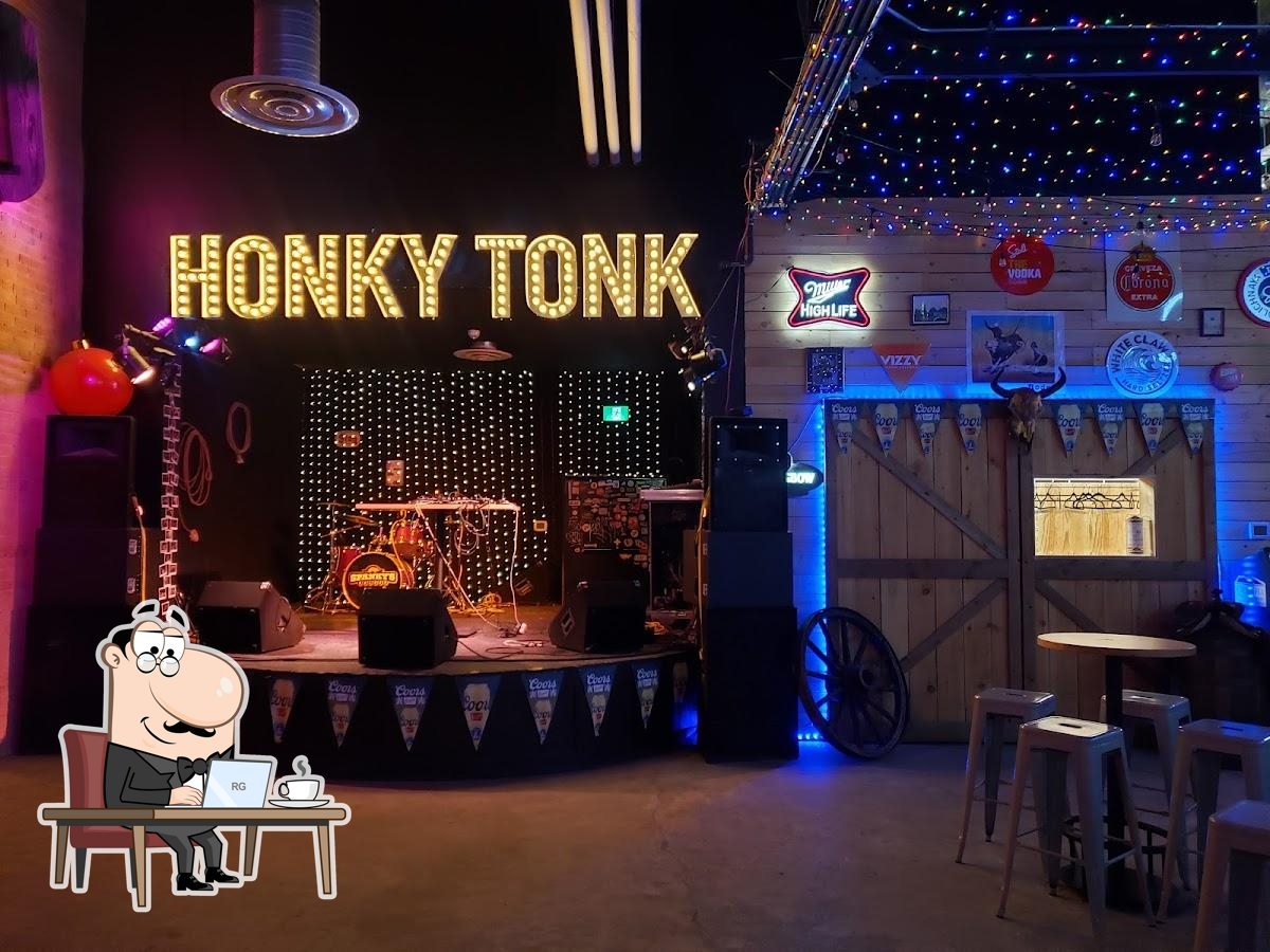 Spanky's Saloon, Calgary - Restaurant menu, prices and reviews