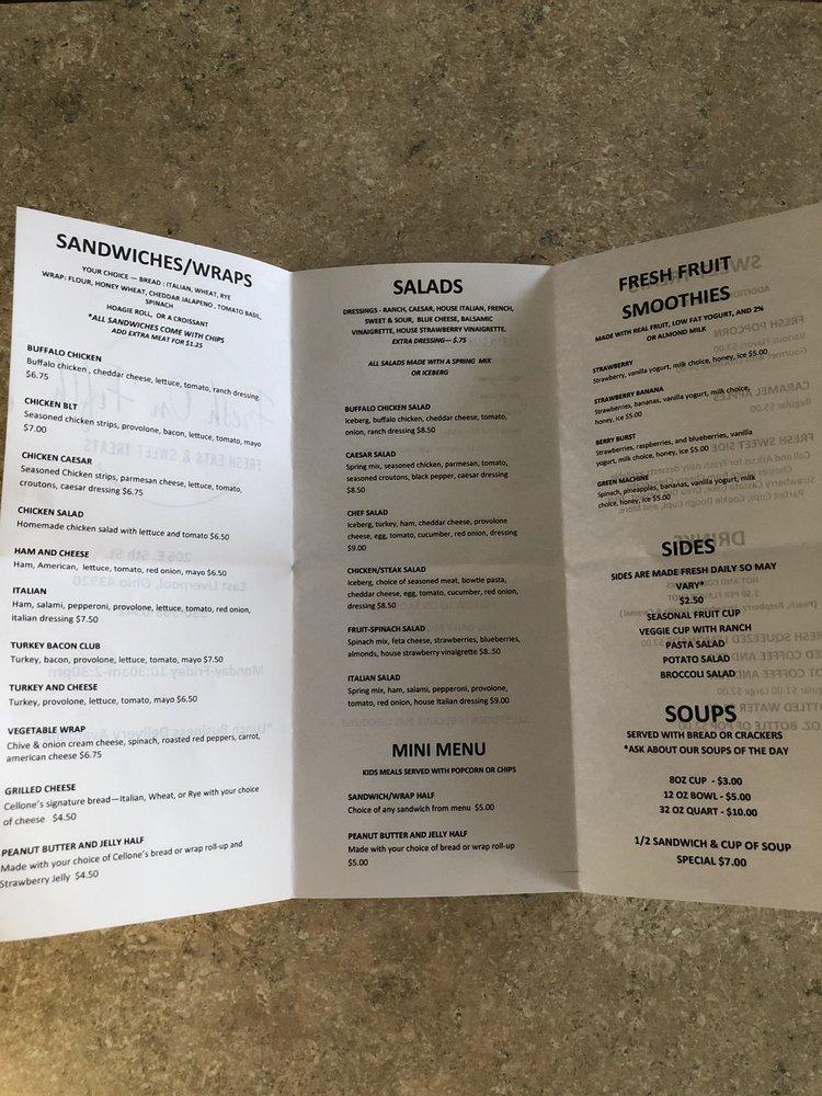 Menu at Fresh On Fifth pub & bar, East Liverpool