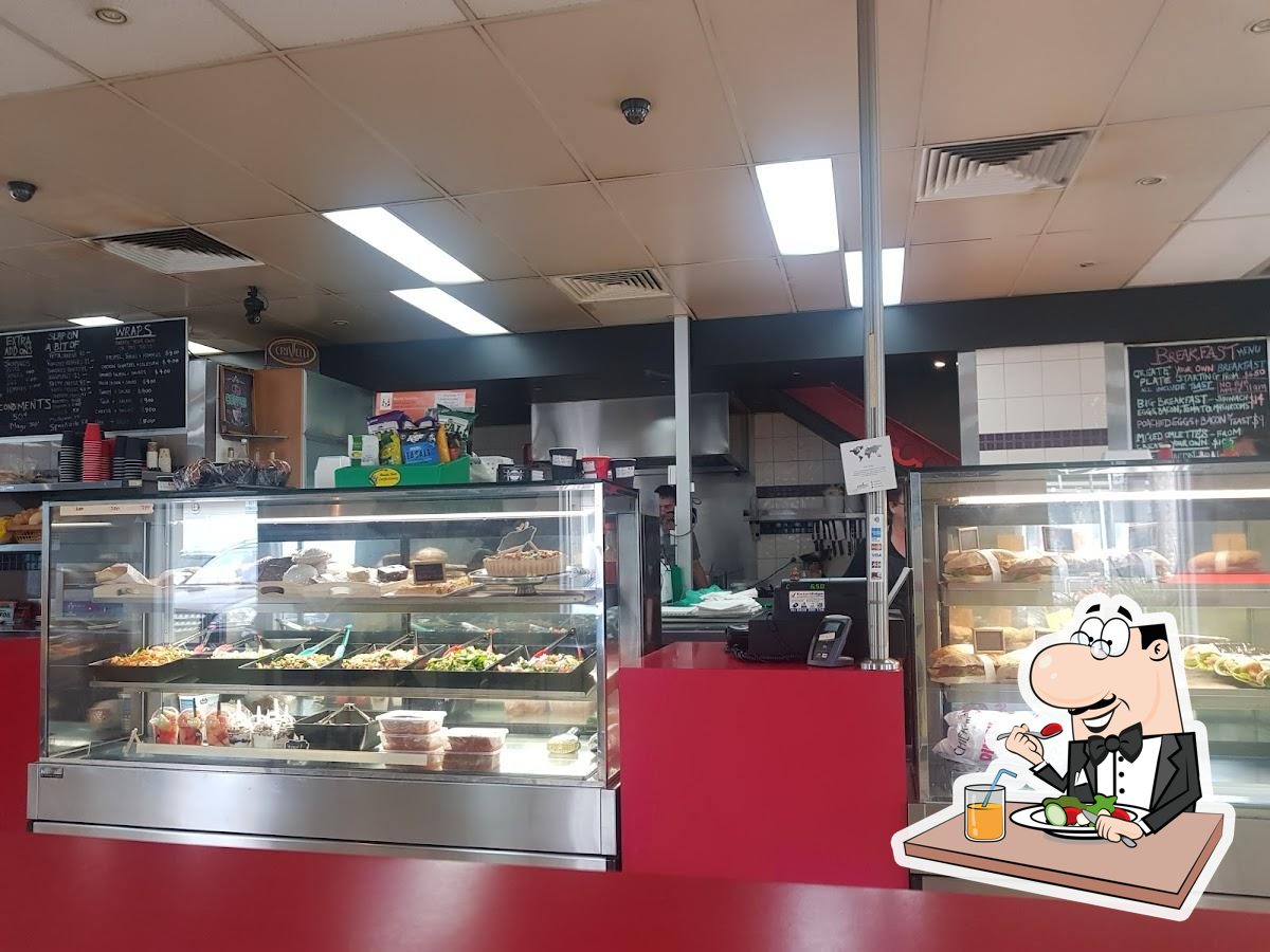 Hall Street Cafe in Port Melbourne - Restaurant menu and reviews