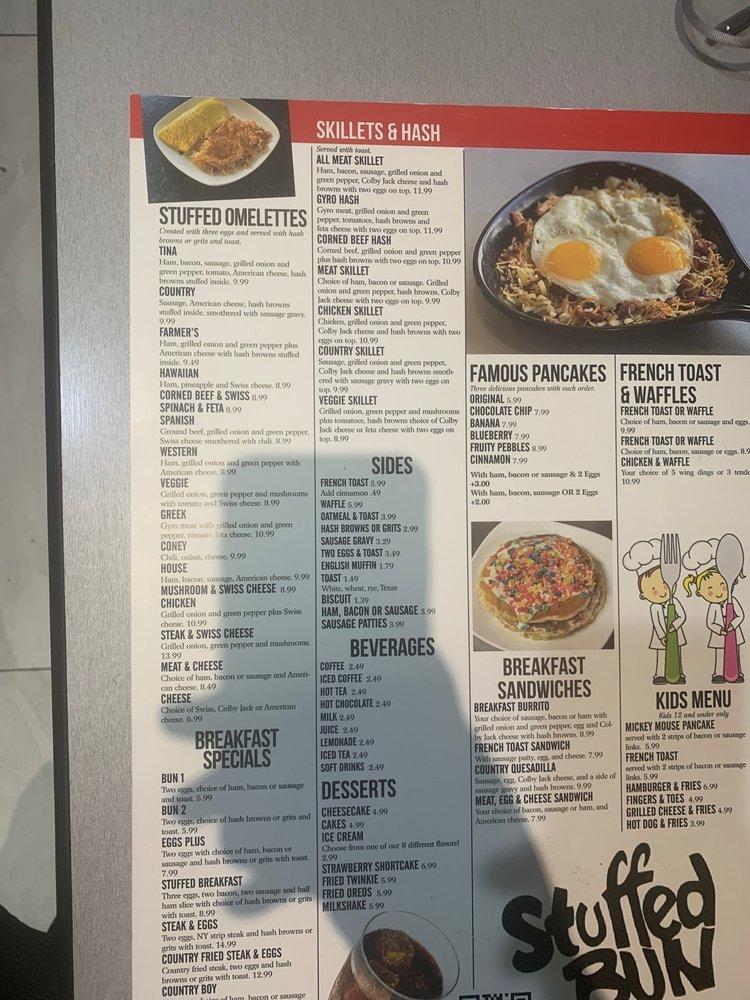 Menu at Stuffed Bun restaurant, Shelby charter Township