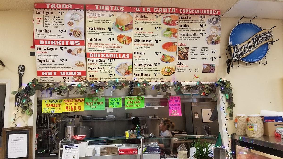 Menu at Nenas Tacos restaurant, Brentwood