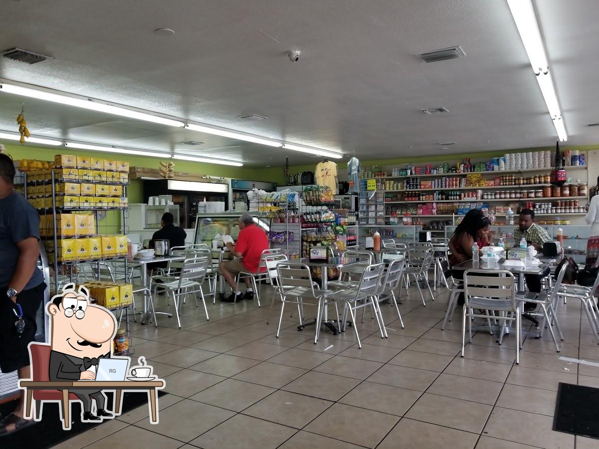 Pinolandia, Miami - Restaurant menu, prices and reviews
