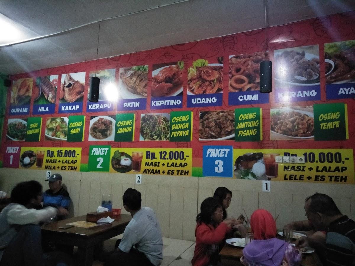 Menu at RM. Sari Laut "Mak'e Sari" restaurant, Madiun