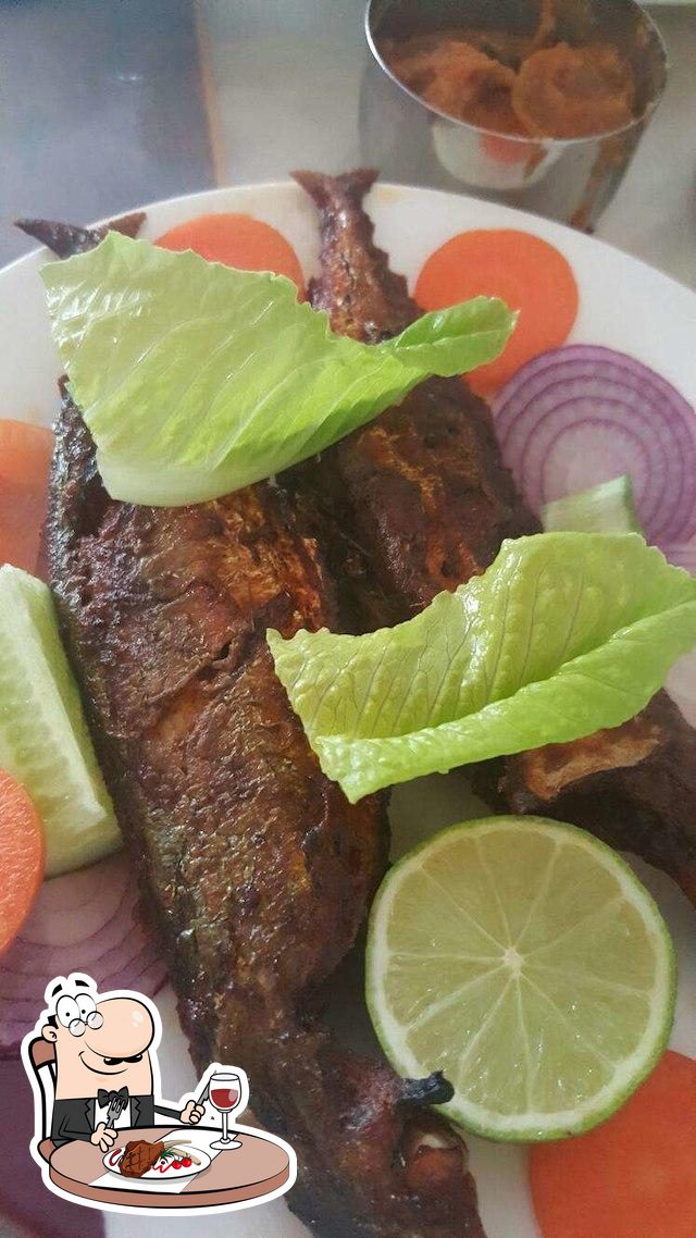 Al Majlis Restaurant, Sharjah, Al Majaz Ahmad Shawqi St - Restaurant ...