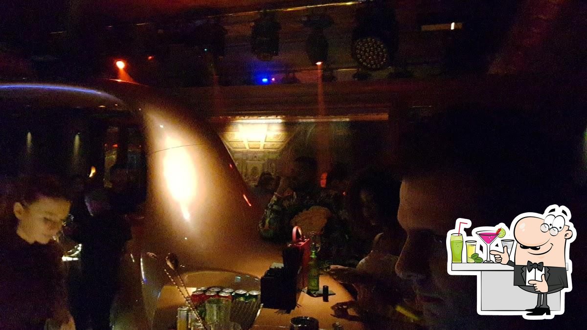 BLING Exclusive Night Club in Dubai at Five Palm Jumeirah, UAE ...