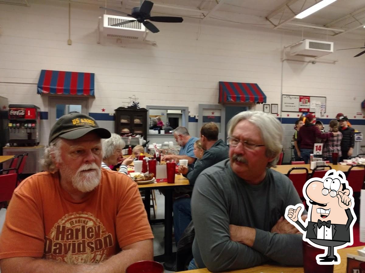 Roadside BBQ & Grill in USA - Restaurant reviews
