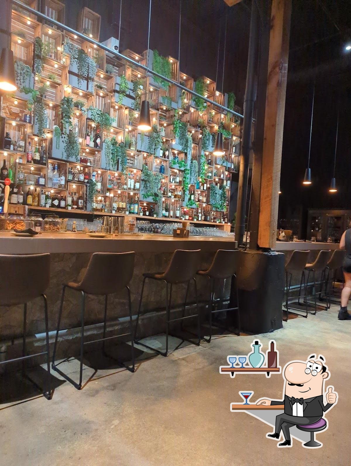 Log Restaurant, Miami - Restaurant menu, prices and reviews
