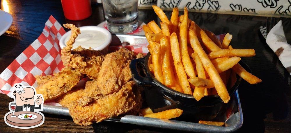 Score on King in Toronto - Restaurant reviews