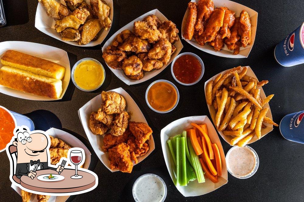 Wing Snob in Rochester Hills - Restaurant menu and reviews