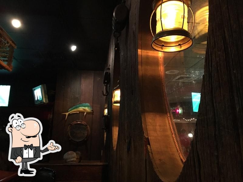 Windward Passage in Columbus - Restaurant menu and reviews