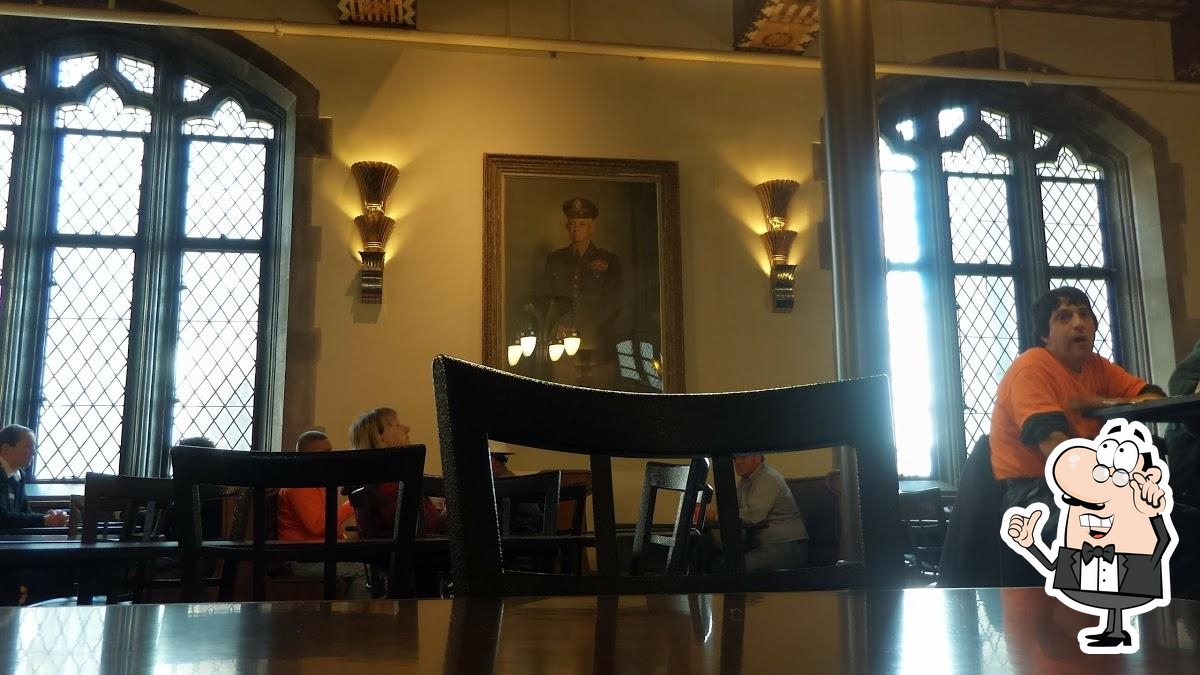 Grant Hall in West Point - Restaurant reviews