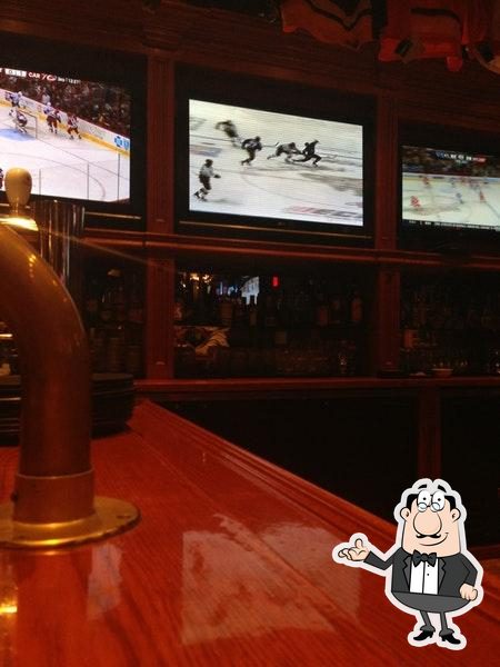 Bernie's Bar & Grill, London - Restaurant menu, prices and reviews