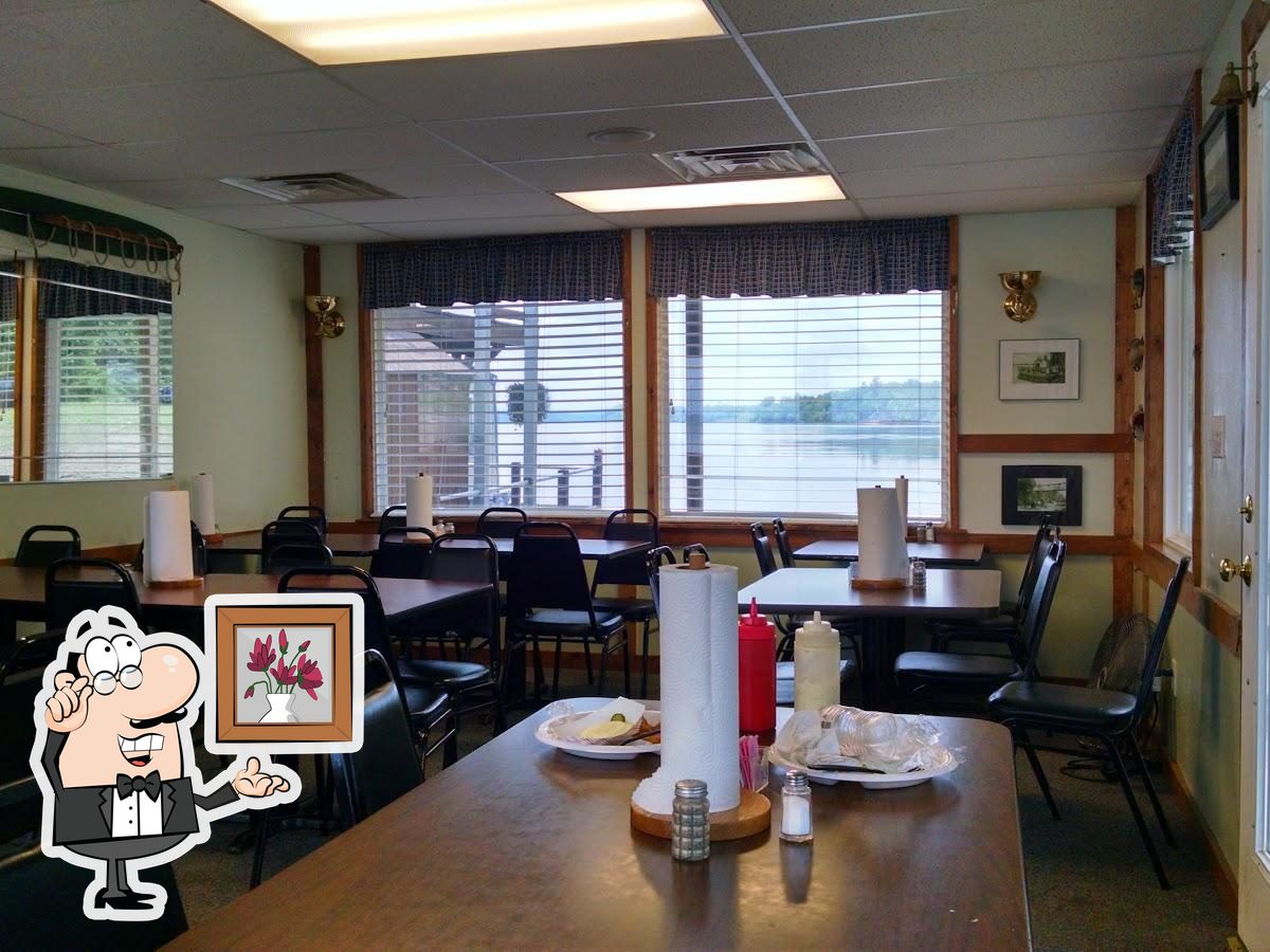 E'Town River Restaurant in Elizabethtown - Restaurant menu and reviews