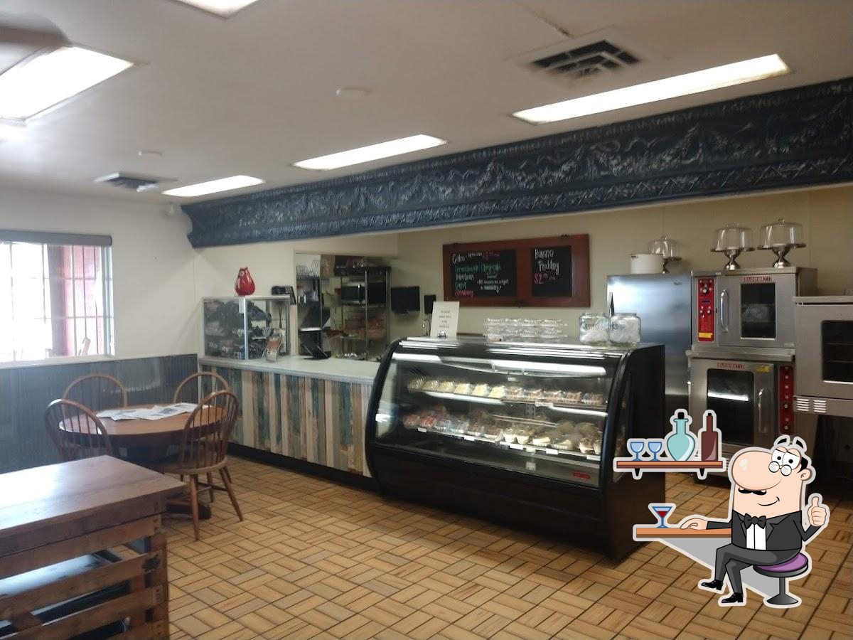 Hoot's BBQ & Steaks, McGehee - Restaurant menu, prices and reviews