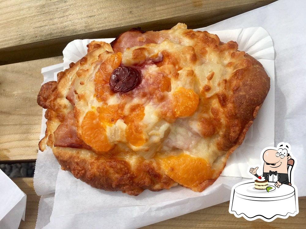 Manuela`s Wee Bakery in Ardelve - Restaurant reviews