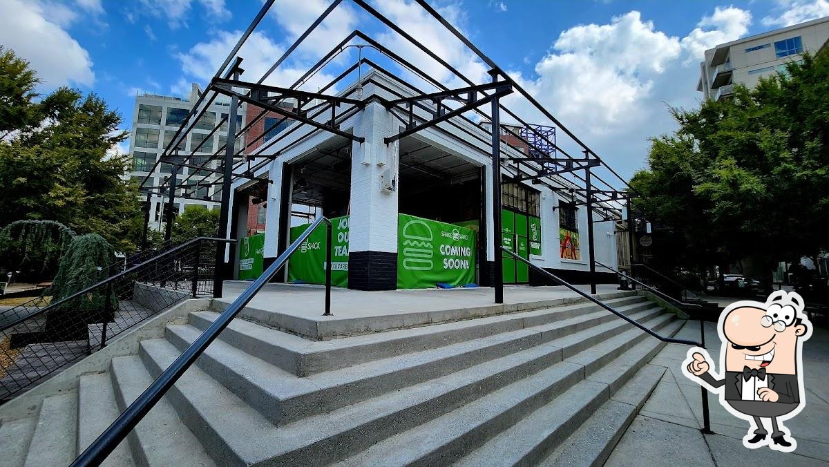 Shake Shack West Midtown, 1168 Howell Mill Rd in Atlanta - Restaurant ...