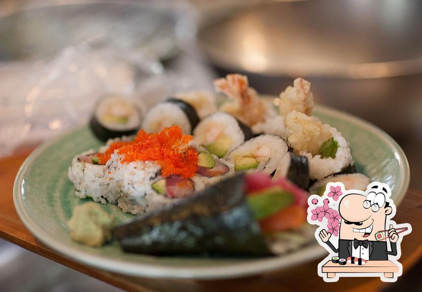 Bar Yoshi, 21 Old South Wharf in Nantucket - Restaurant menu and reviews