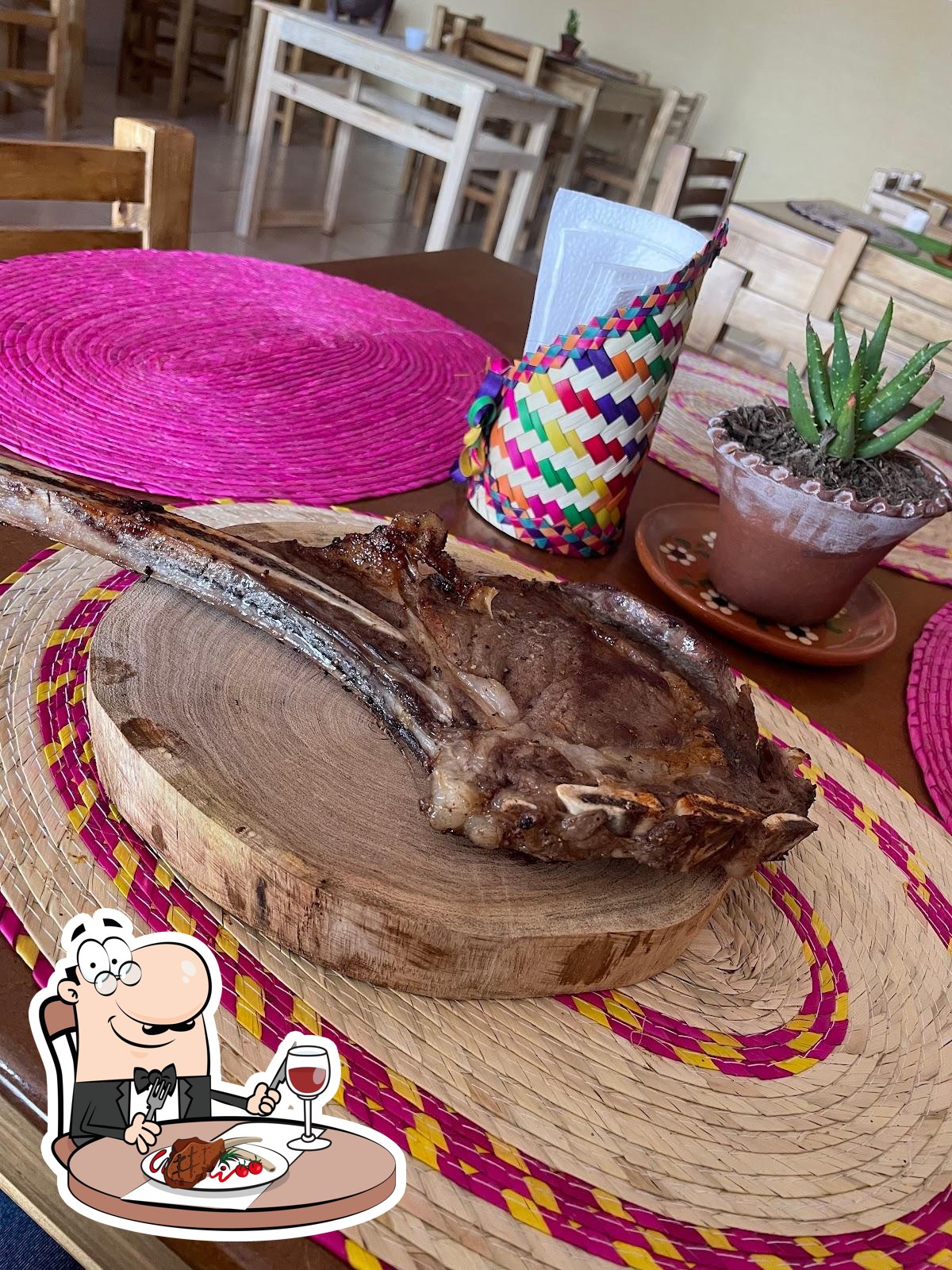 LA MARIA Comida regional Mexicana restaurant, Penjamillo de Degollado ...
