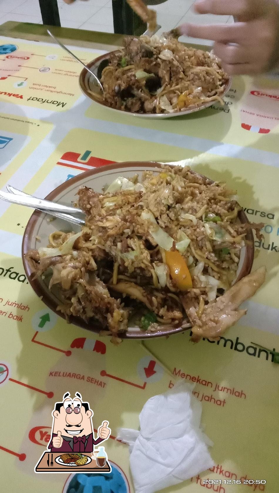Nasi Goreng Pak Yatno restaurant, Magelang, Jl. Jend. Sarwo Edhie ...