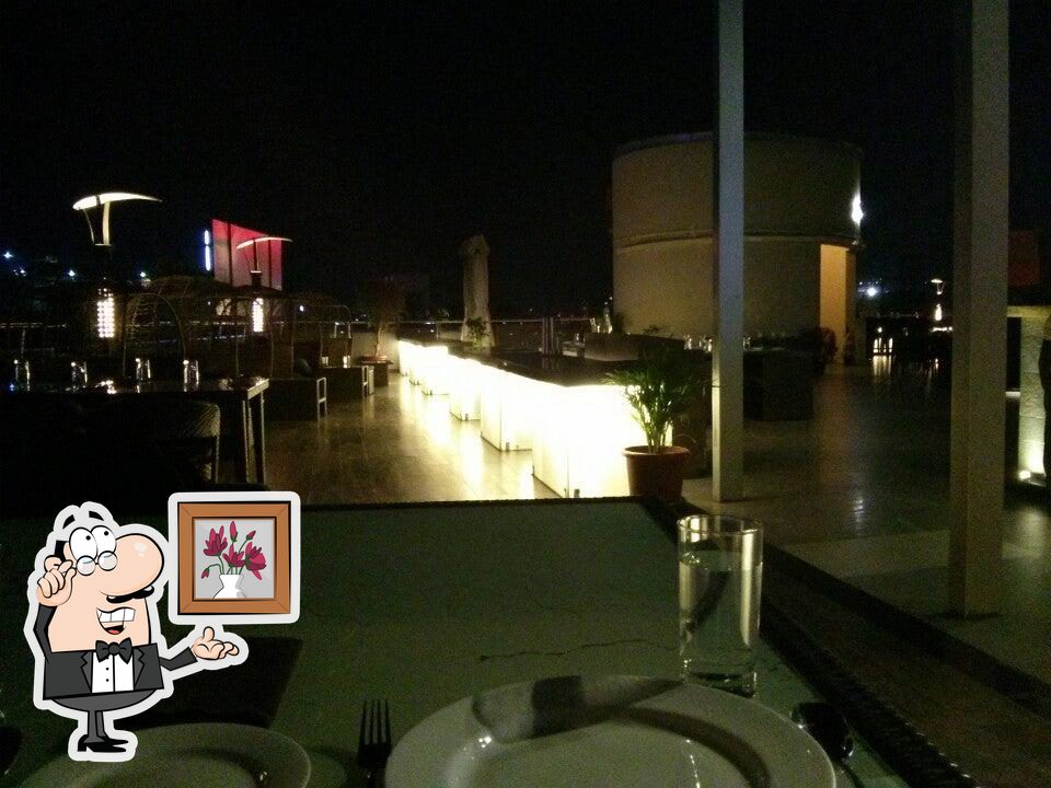 Atmosphere 6, Pune - Restaurant menu, prices and reviews