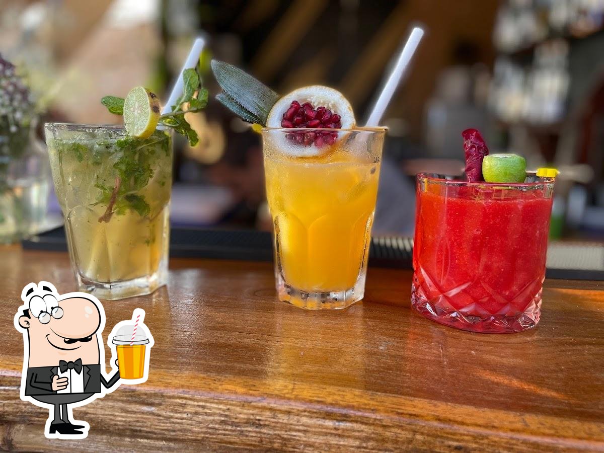 Amber Cocktail Bar, Mandrem - Restaurant reviews