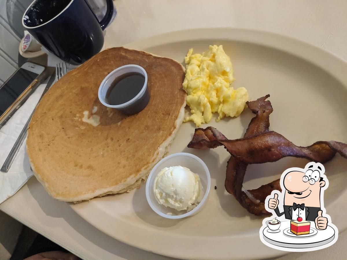 The Blue Berry Café Bellbrook in Bellbrook - Restaurant menu and reviews