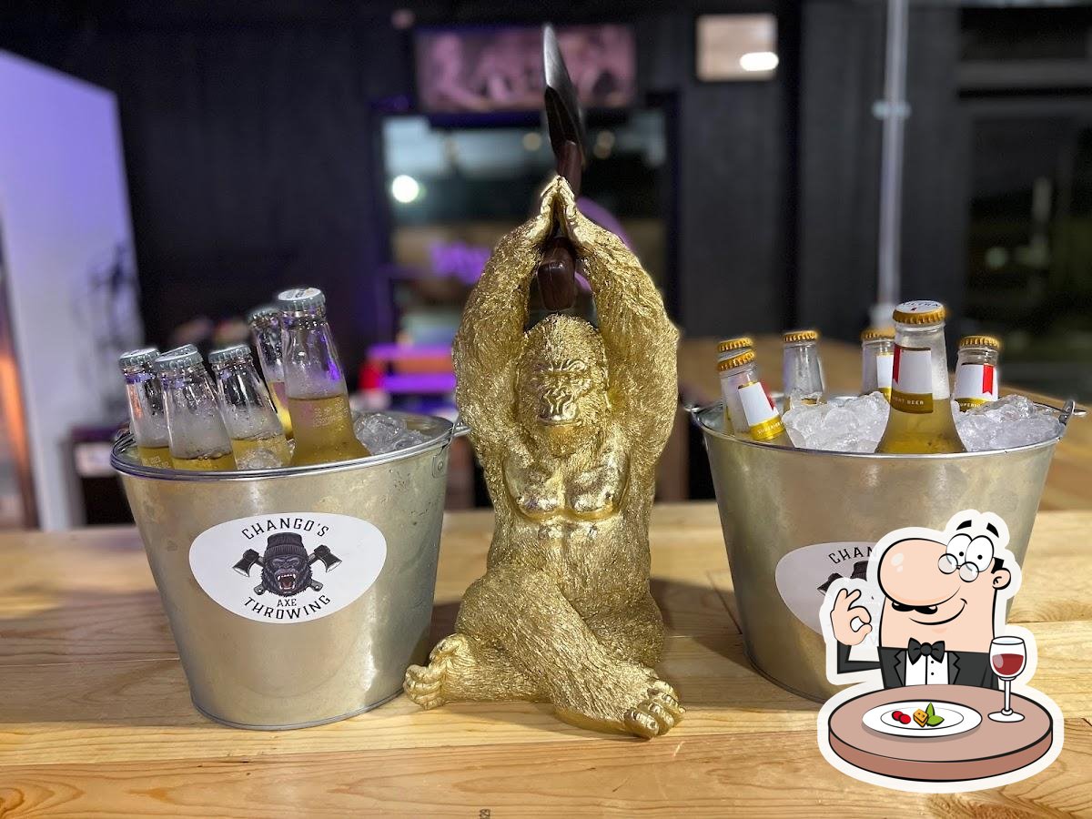 Changos Axe Throwing in Pecos - Restaurant reviews