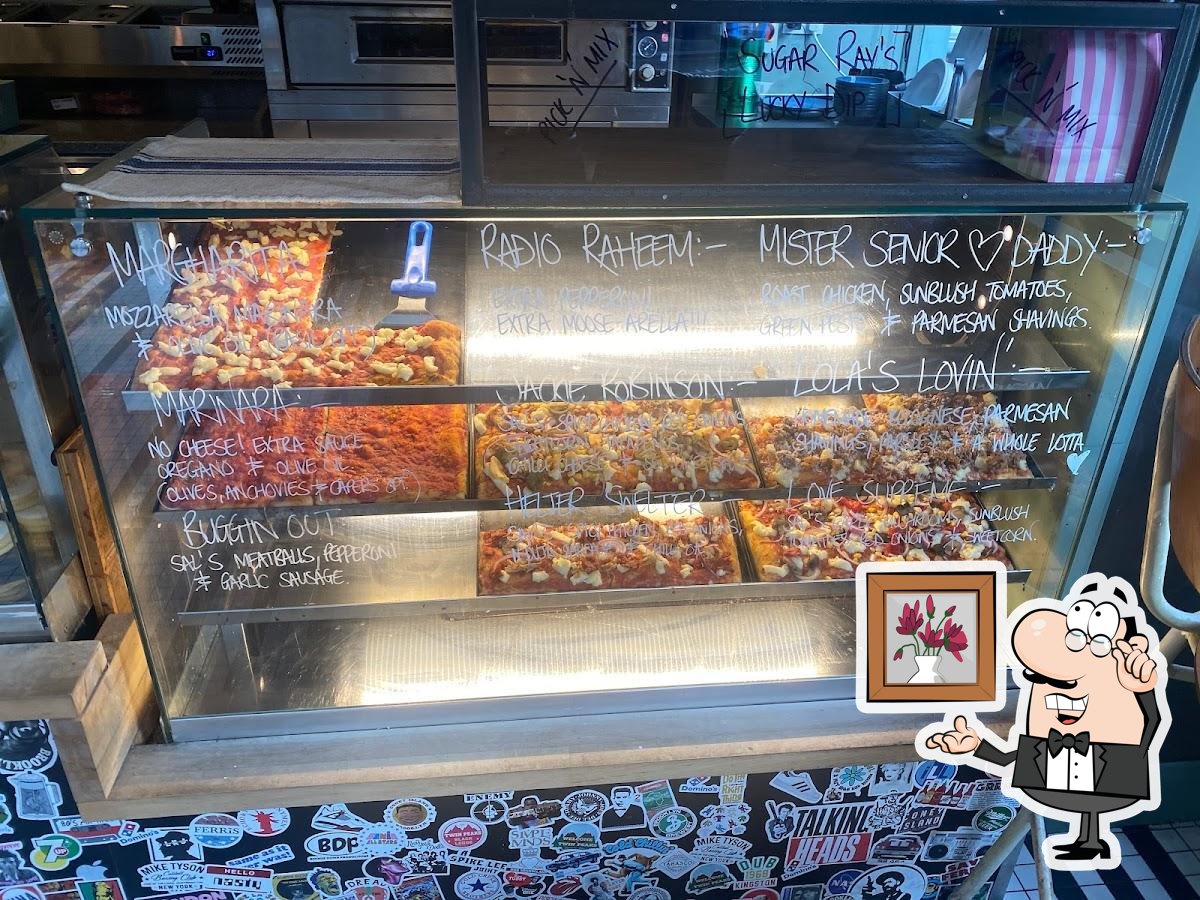 Sal's Famous, Falkirk - Restaurant menu, prices and reviews