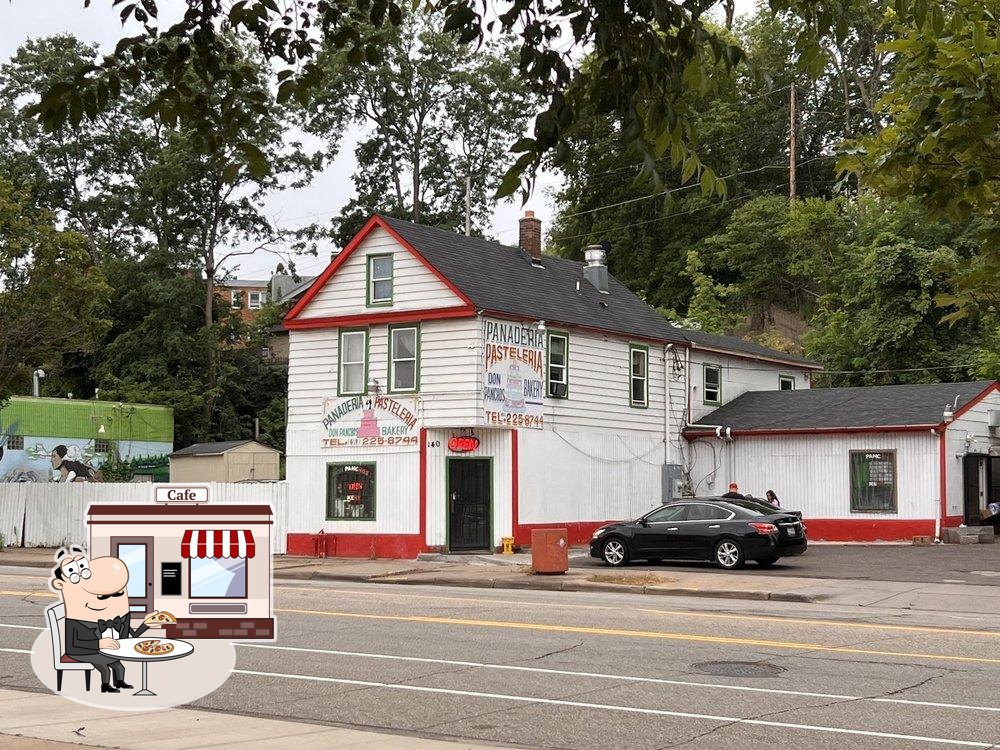 Don Panchos Bakery, 140 Cesar Chavez St in Saint Paul - Restaurant reviews