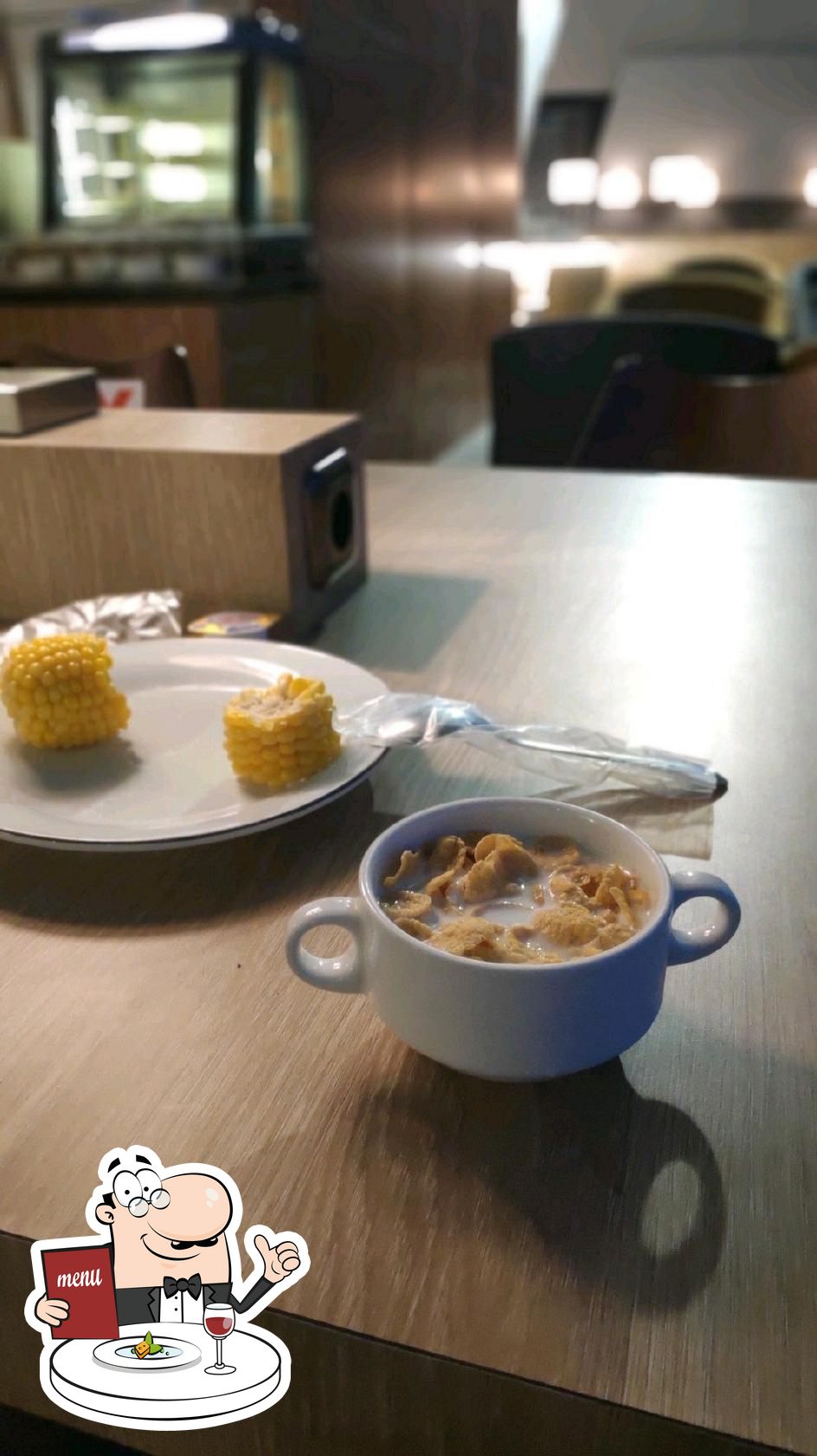 Garuda Executive Lounge restaurant, Tangerang - Restaurant reviews