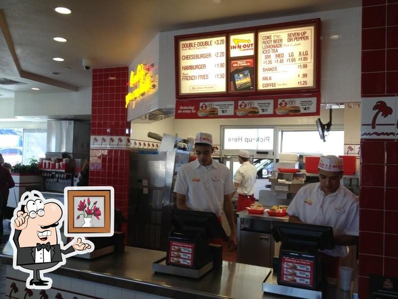In-N-Out Burger, 7111 E Broadway Blvd in Tucson - Restaurant menu and ...