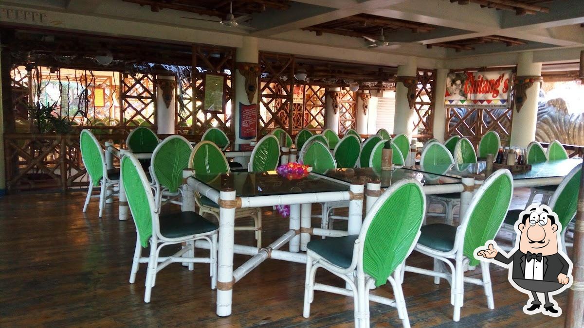 Isdaan Floating Restaurant, Bay - Restaurant reviews