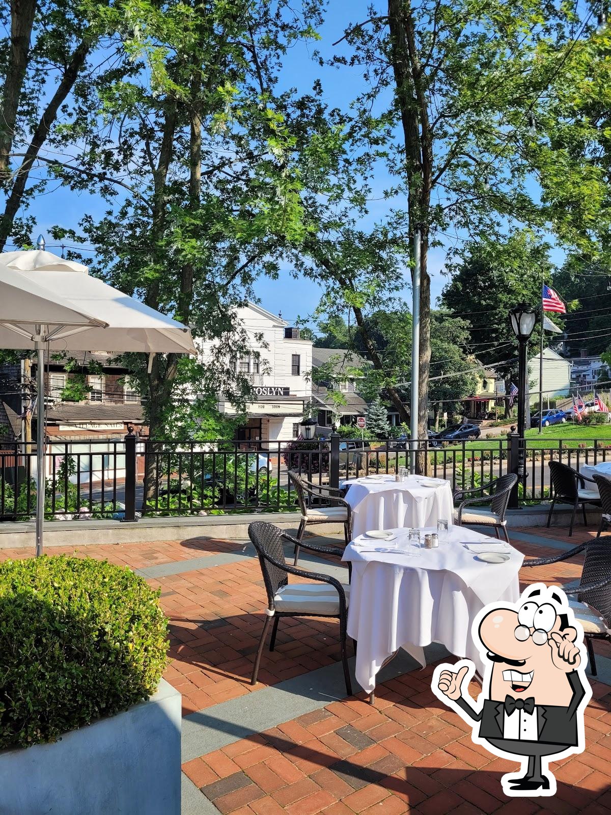 Hendrick's Tavern, Roslyn - Restaurant menu, prices and reviews
