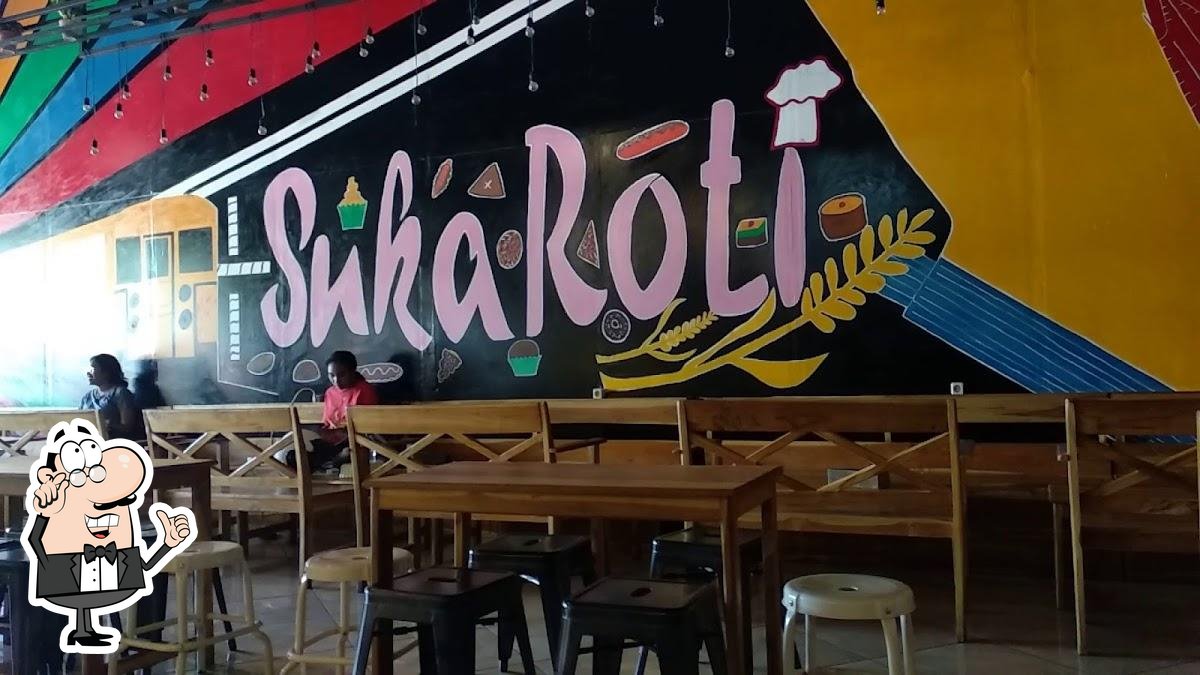Suka Roti, Kupang, Jl. Perintis Kemerdekaan I No.1 - Restaurant reviews