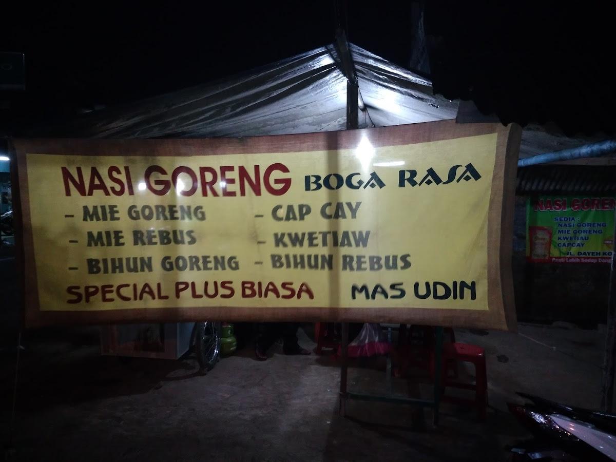 Restaurante Nasi - Mie Goreng Boga Rasa, Bandung - Opiniones del ...